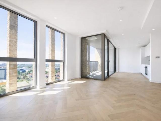 Apartment at Walm Lane, Greater London