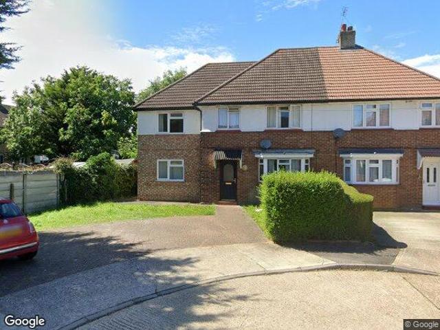 Apartment at Walnut Close, Greater London