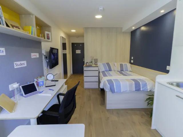 Apartment at Walnut Tree Close, Guildford