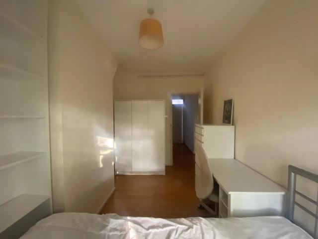 Apartment at Walnut Tree Walk, Greater London