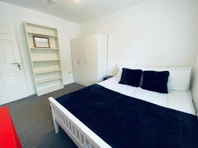 Apartment at Walsingham Road, Greater London