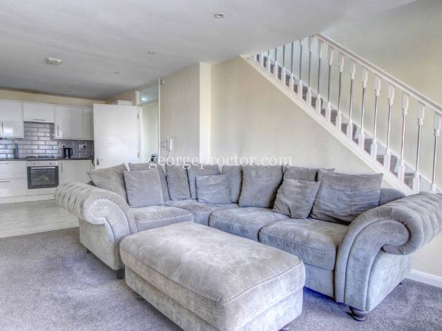 Apartment at Walpole Road, Greater London