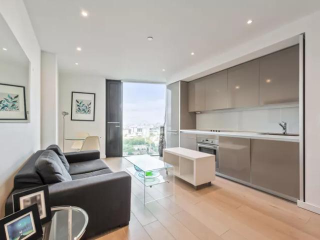Apartment at Walworth Road, Greater London