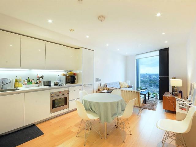 Apartment at Walworth Road, Greater London