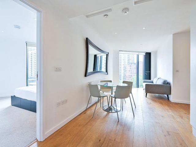 Apartment at Walworth Road, Greater London