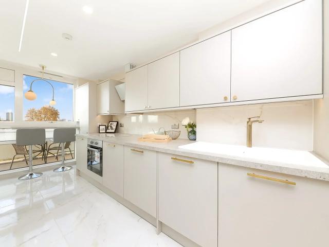 Apartment at Walworth Road, Greater London