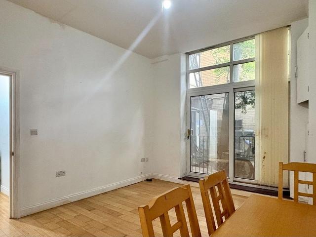 Apartment at Walworth Road, Greater London