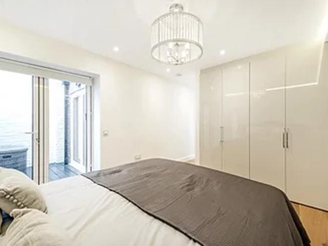 Apartment at Walton Street, Greater London
