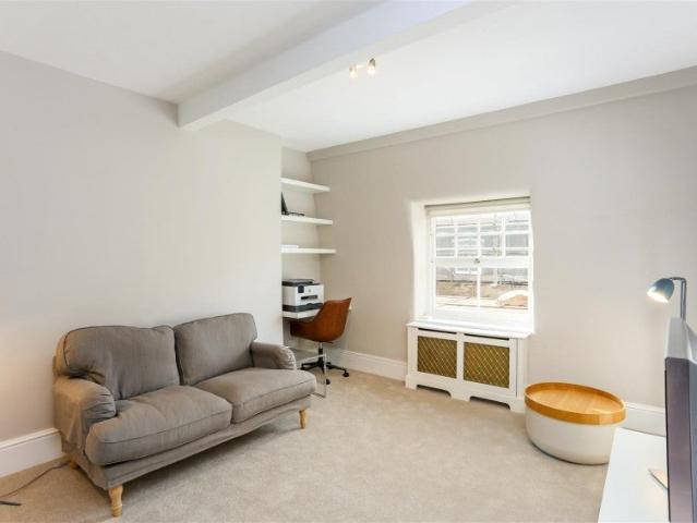 Apartment at Walton Street, Greater London