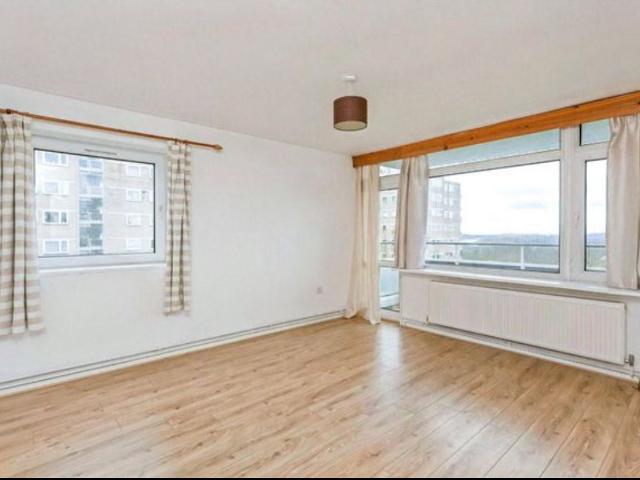 Apartment at Wanborough Drive, Greater London