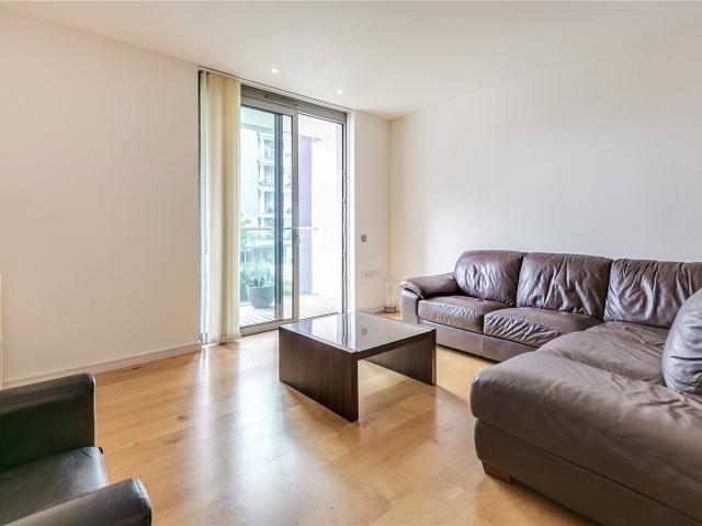 Apartment at Wandsworth Riverside Quarter Pier, Greater London