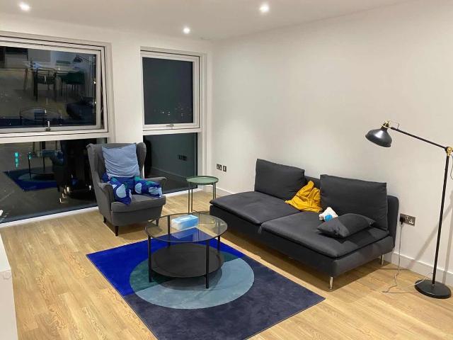 Apartment at Wandsworth Road, Greater London