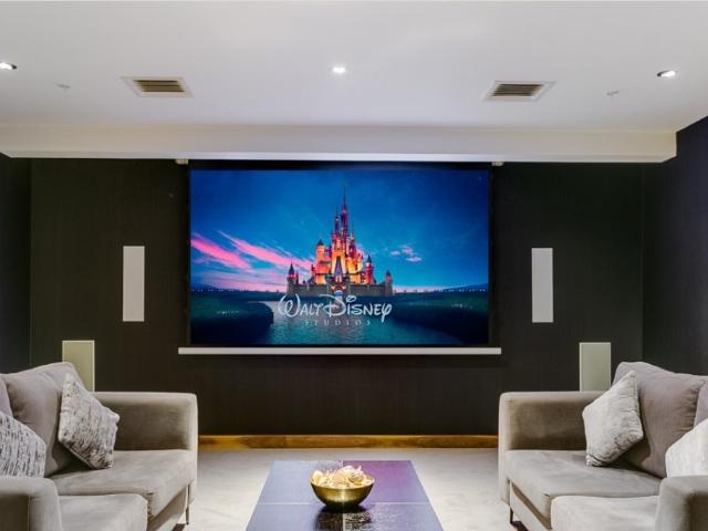 Apartment at Wandsworth Road, Greater London