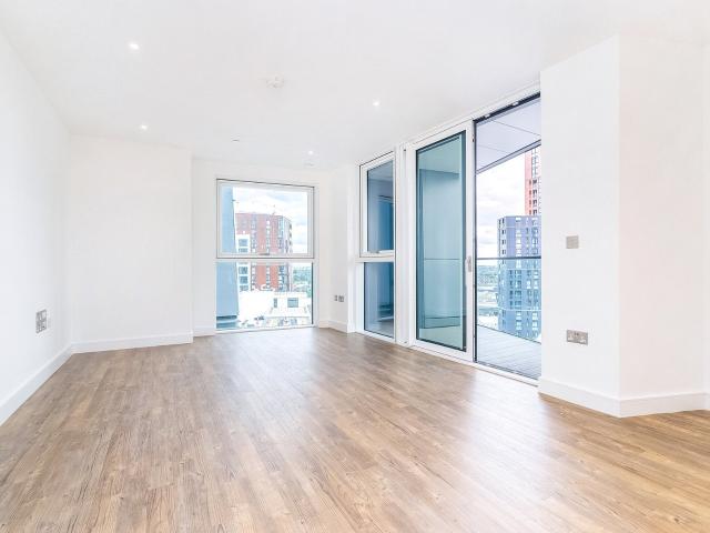 Apartment at Wandsworth Road, Greater London