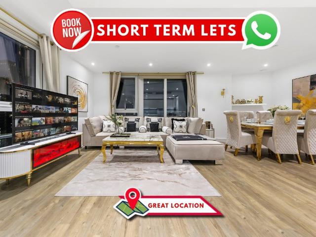 Apartment at Wandsworth Road, Greater London