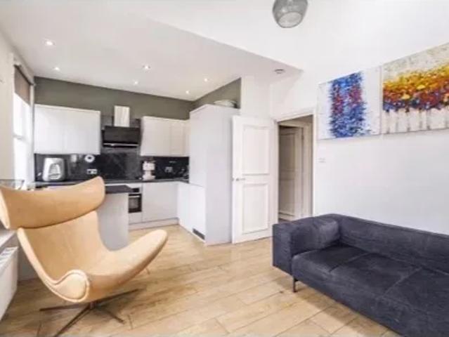House at Wandsworth Road, Greater London