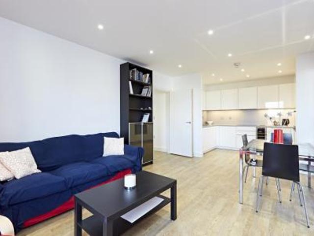 Apartment at Wandsworth Road, Greater London