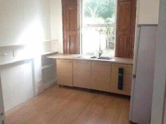 Apartment at Wandsworth Road, Greater London