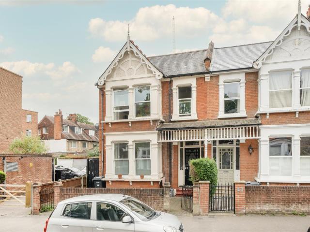 Apartment at Wanstead Place, Greater London