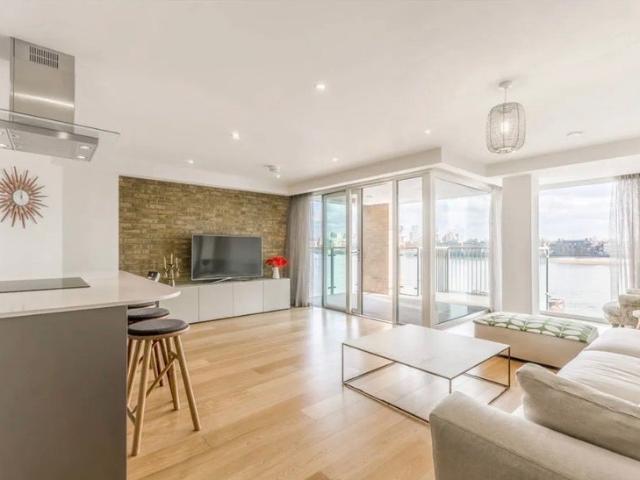 Apartment at Wapping High Street, Greater London