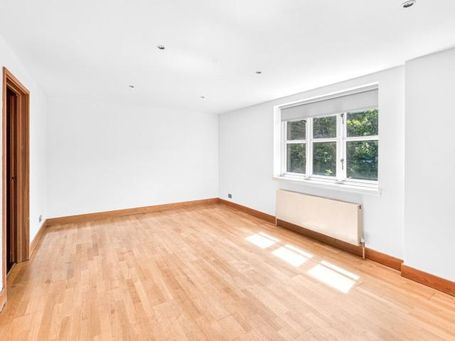 Apartment at Wapping Lane, Greater London
