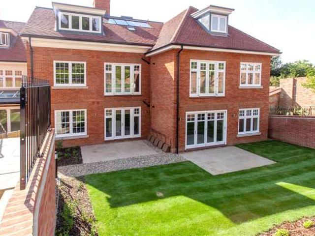 Apartment at Wargrave Hill, Wargrave