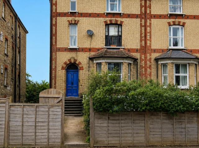 Apartment at Warham Road, Greater London