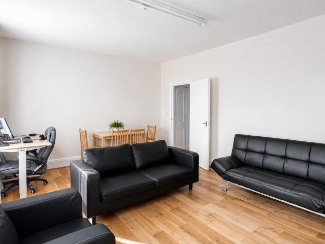 Apartment at Warlock Road, City of Westminster