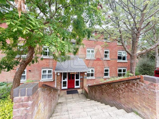 apartment at Warren House, St. Peters Avenue, Caversham, Reading