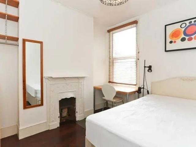 Apartment at Warren Road, Greater London