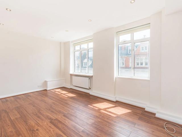 Apartment at Warren Street, Greater London