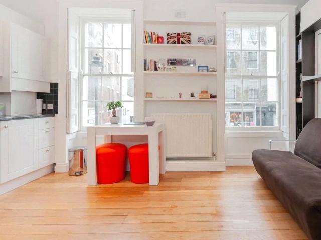 Apartment at Warren Street, Greater London