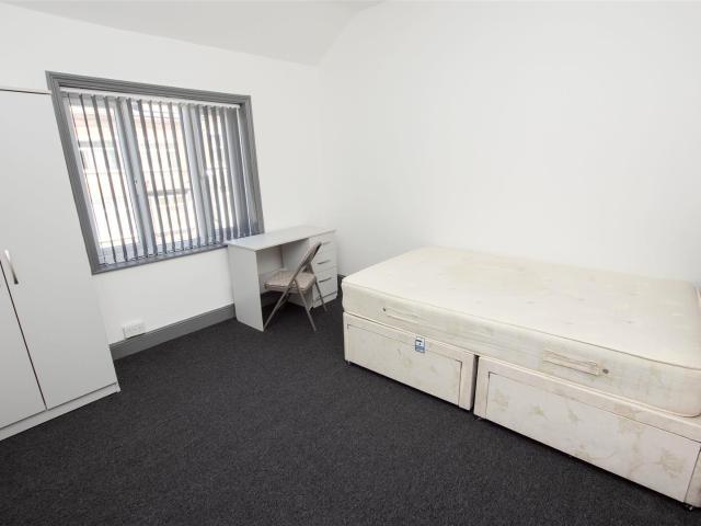 Apartment at Warwards Lane, Birmingham