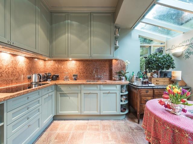 Apartment at Warwick Avenue, City of Westminster