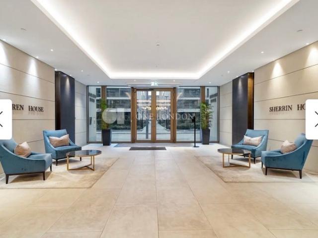 Room at Warwick Lane, Greater London