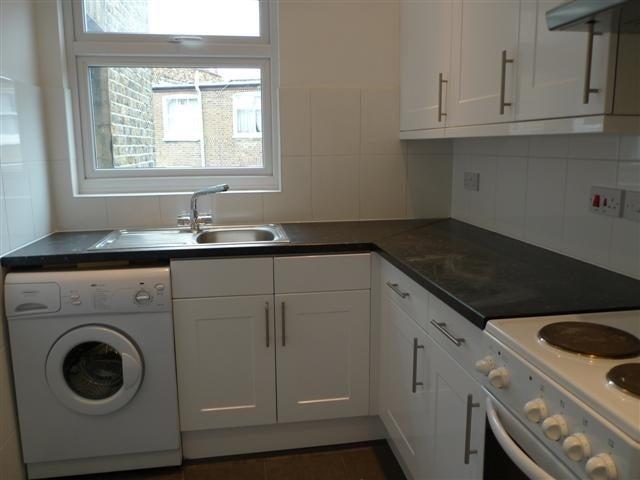 Apartment at Warwick Road, Greater London