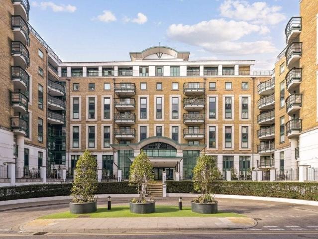 Apartment at Warwick Road, Greater London