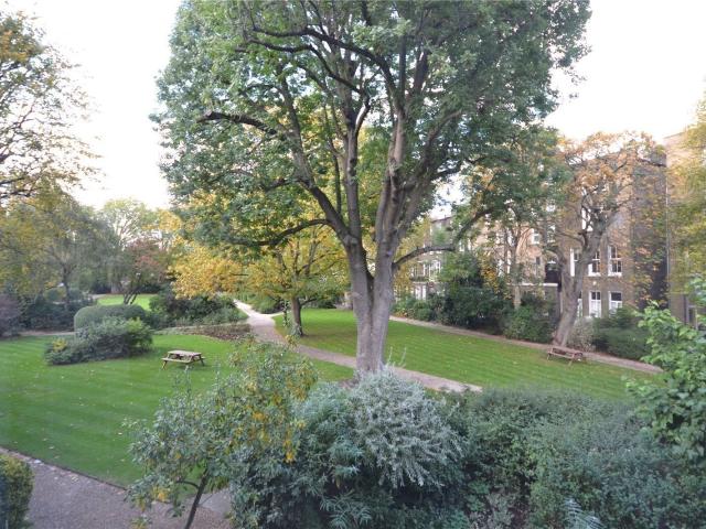 Apartment at Warwick Road, Greater London