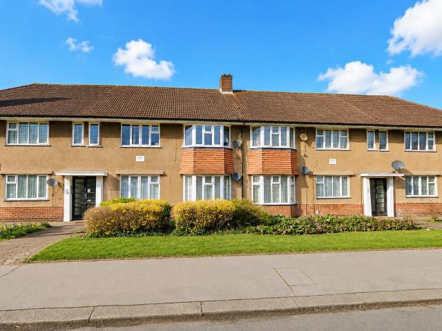 Apartment at Warwick Road, Greater London