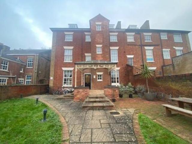 Apartment at Warwick Street, Rugby