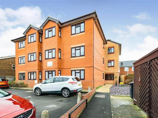 Apartment at Weymouth Avenue, Gosport