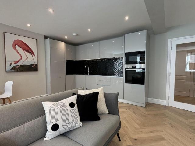 Apartment at Weymouth Mews, City of Westminster