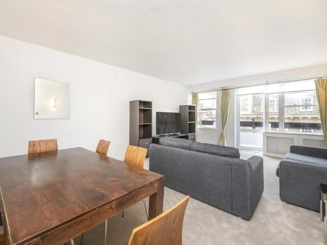 Apartment at Weymouth Street, City of Westminster
