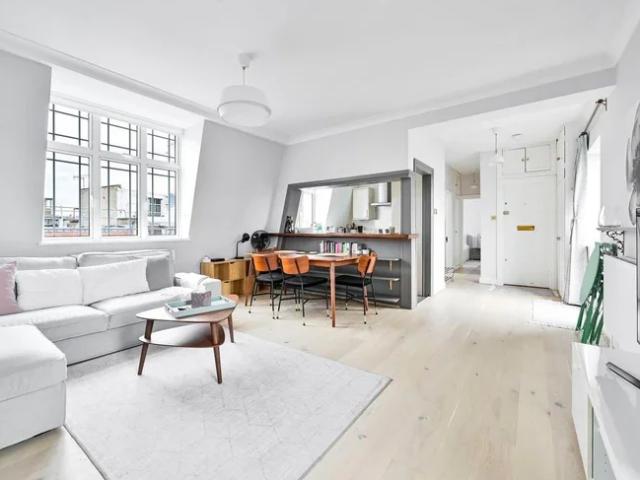 Apartment at Weymouth Street, City of Westminster