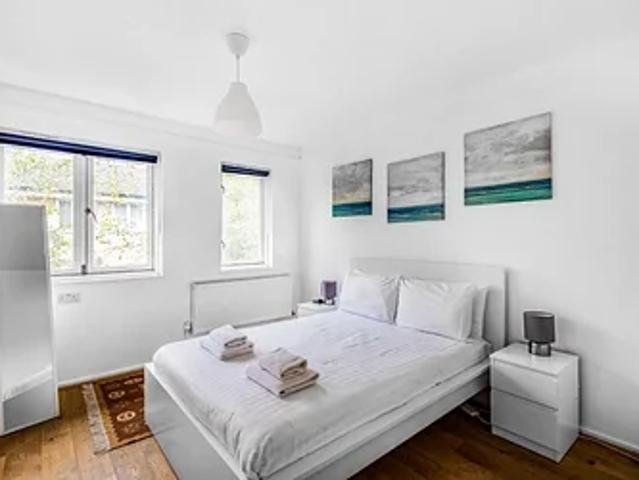 Apartment at Weavers Way, Greater London