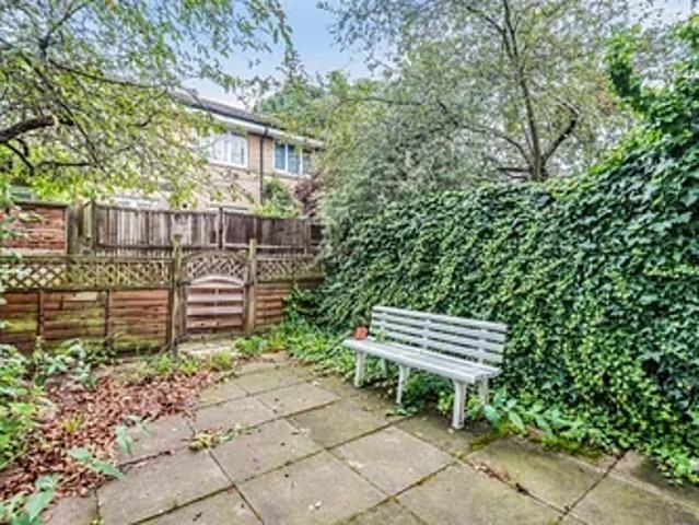 Apartment at Weavers Way, Greater London