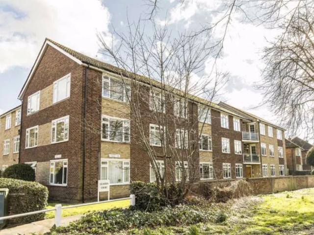 Apartment at Webster Gardens, Greater London