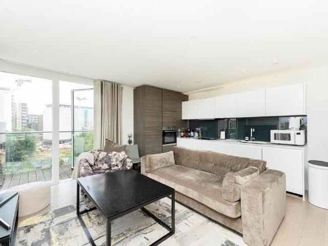 Apartment at Weigall Road, Greater London