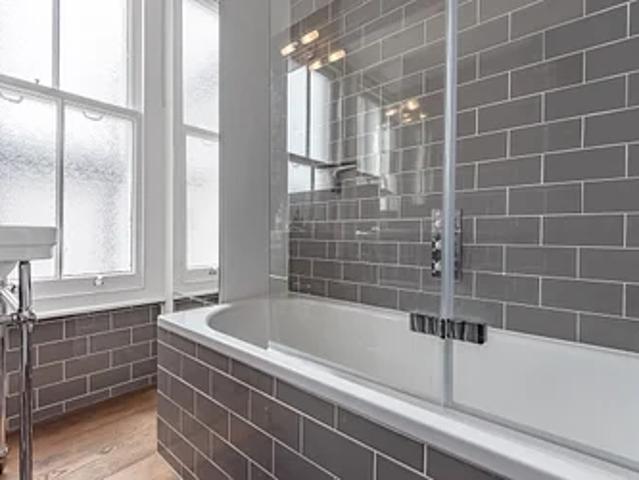 Apartment at Weimar Street, Greater London