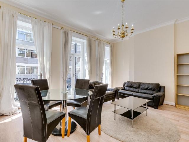 Apartment at Welbeck Street, City of Westminster